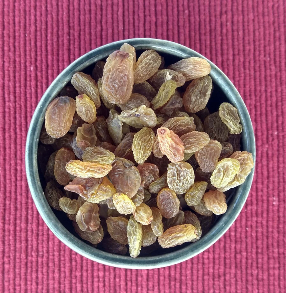 Dry Grapes 100g - Bio Basics Organic Online Store – biobasics